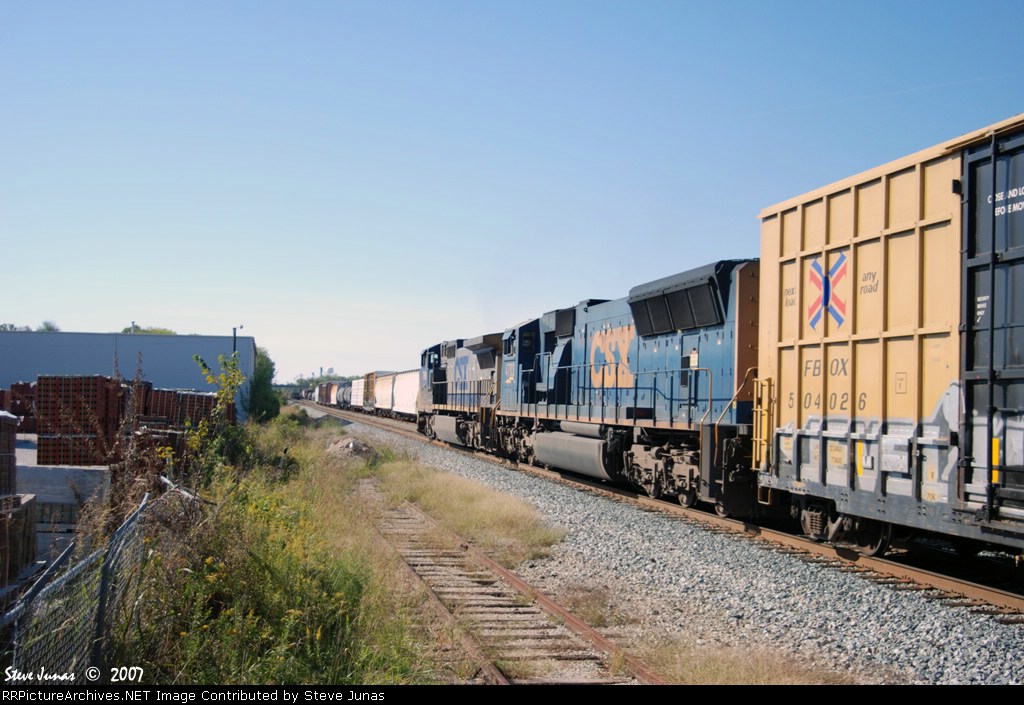 CSX 7768,4703 Q525